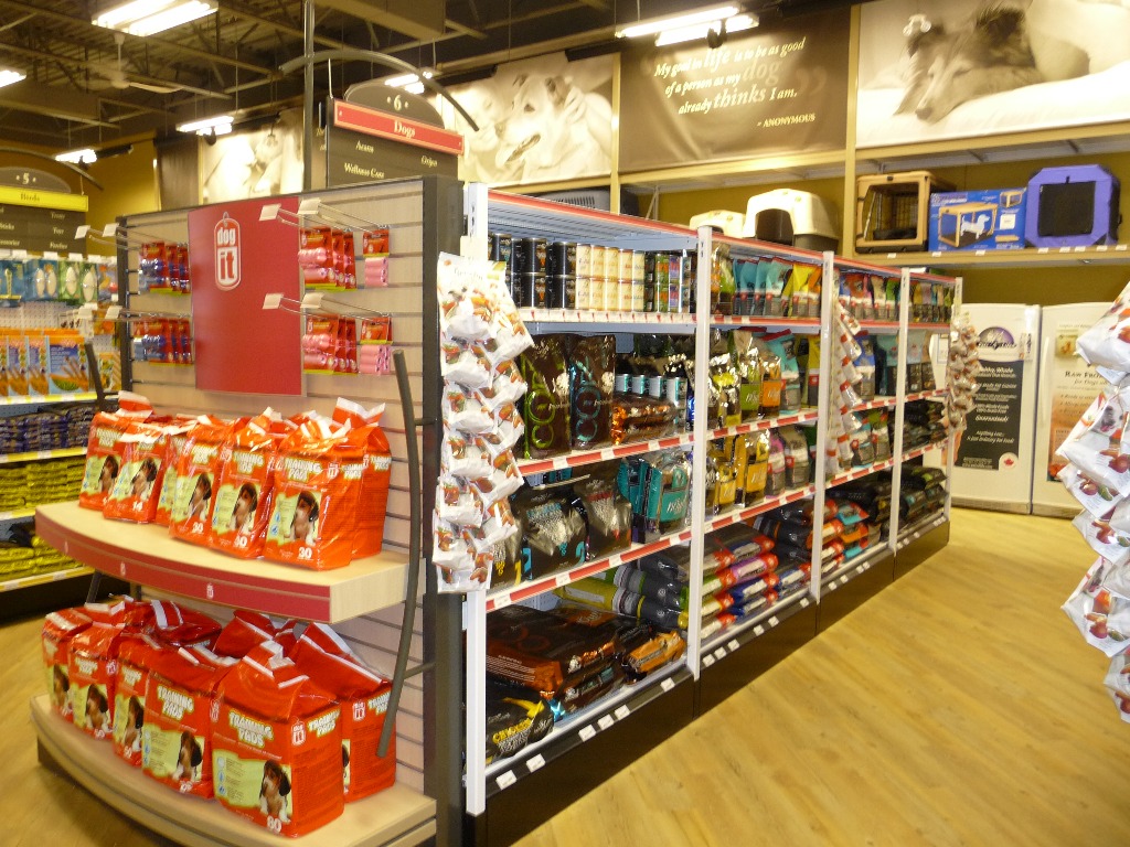 Pet Store Displays | Wilson Display