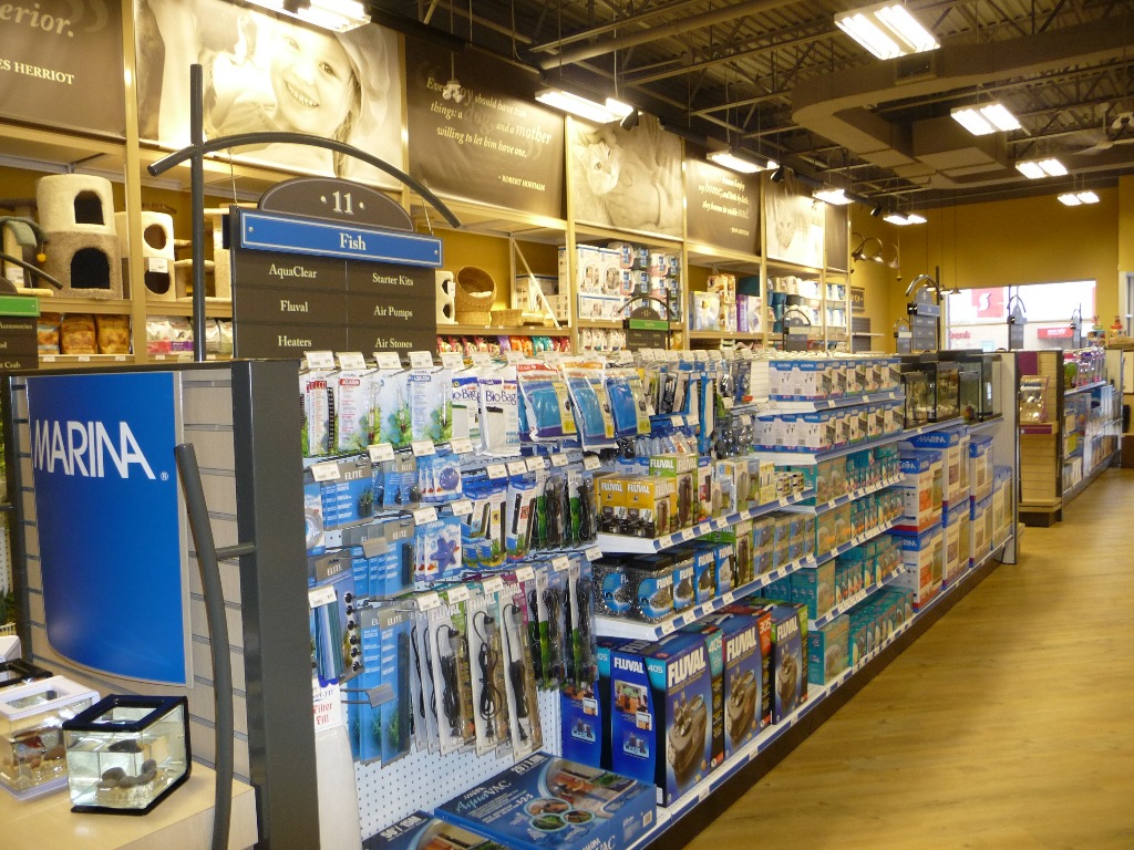 Pet Store Displays | Wilson Display