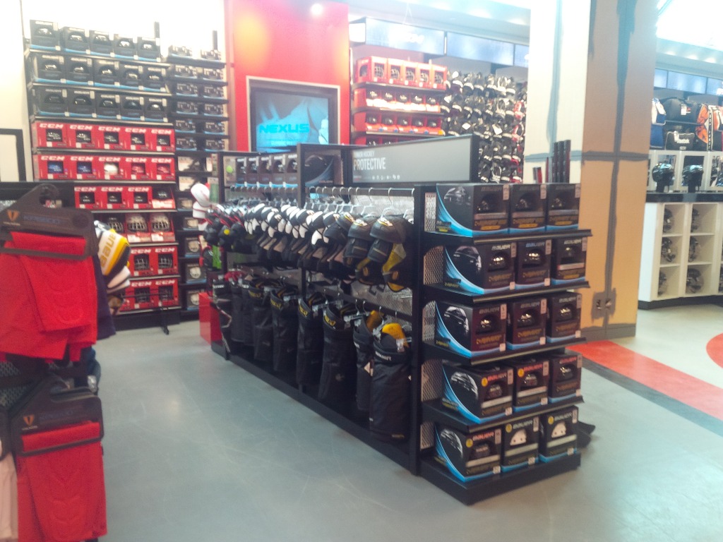 Sporting Goods Displays | Wilson Display