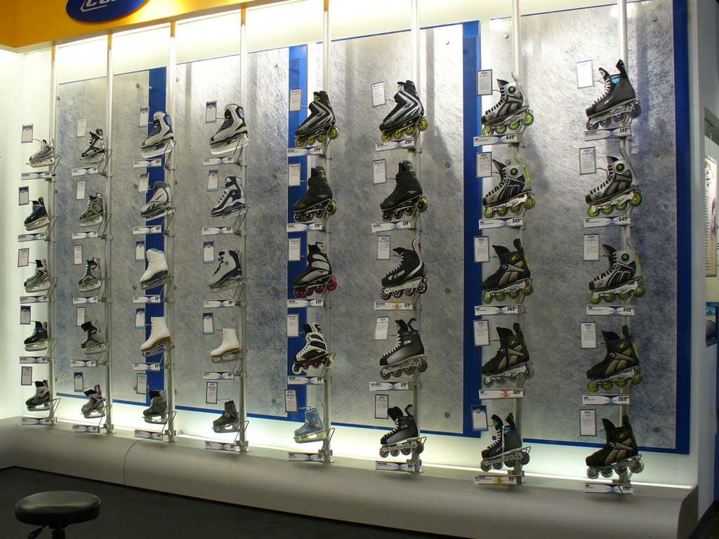 Sporting Goods Displays | Wilson Display