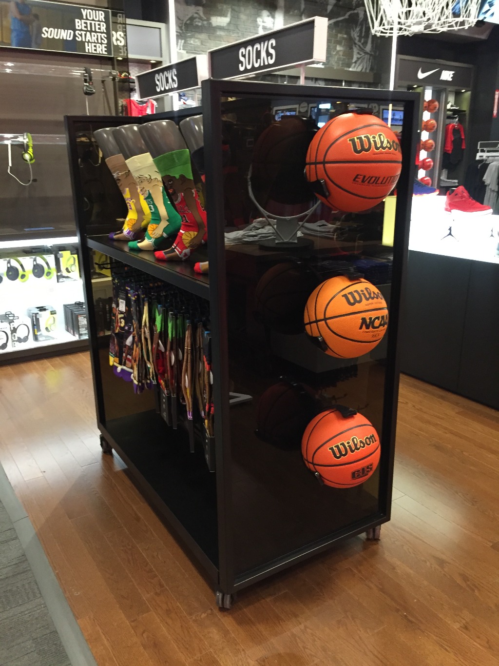 Sporting Goods Displays | Wilson Display